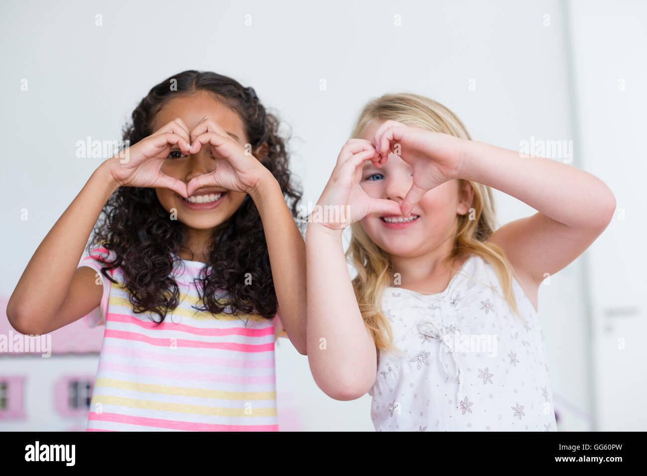 Making Heart Shape With Hands High Resolution Stock Photography and ...