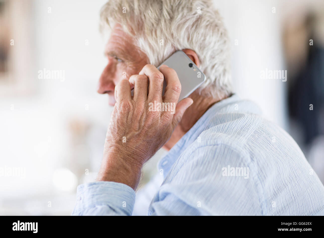 Listening to the man talking hi-res stock photography and images - Alamy