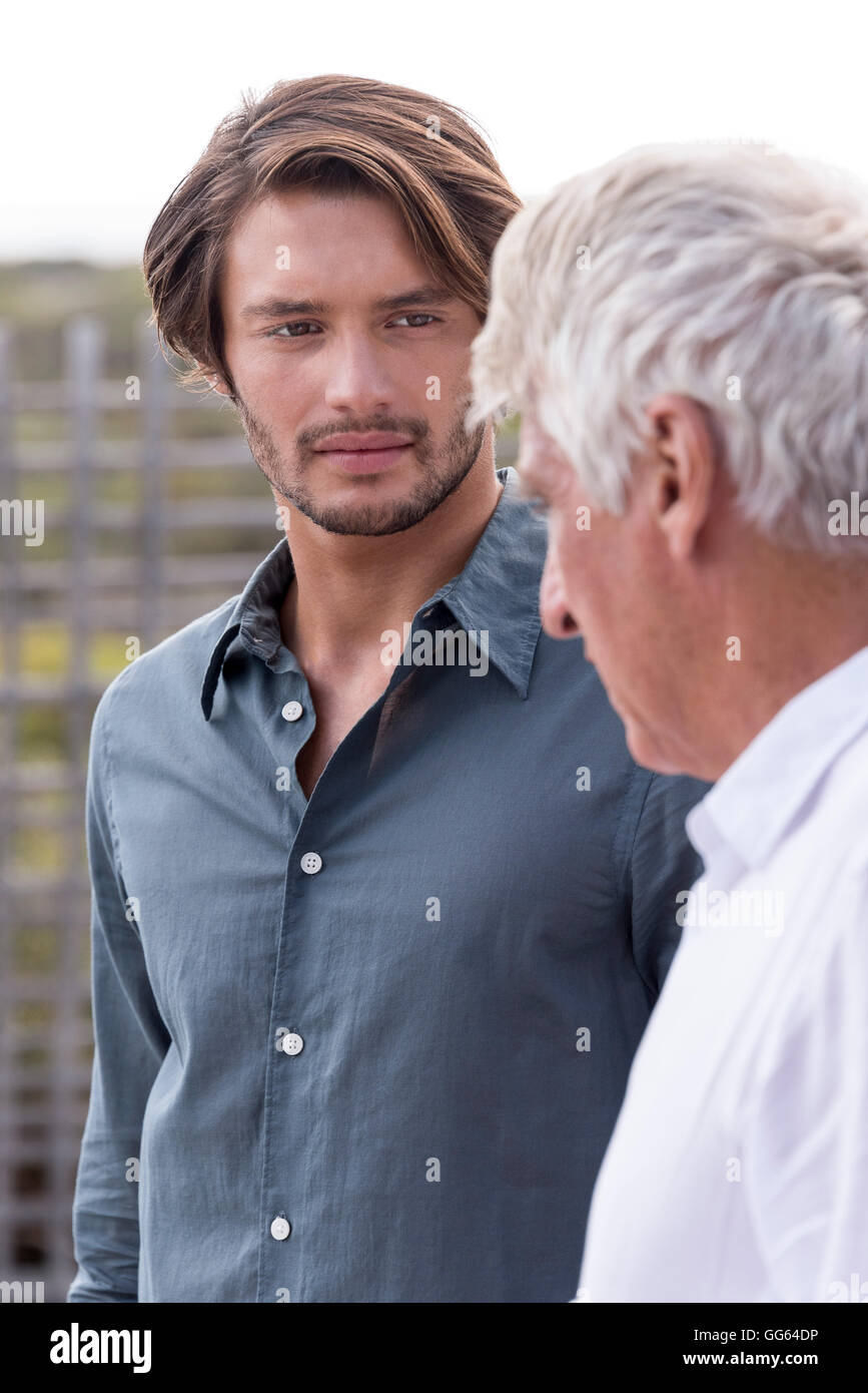 Father son talking serious hi-res stock photography and images - Alamy
