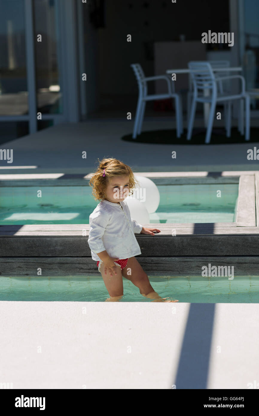 Infinity girl hi-res stock photography and images - Alamy