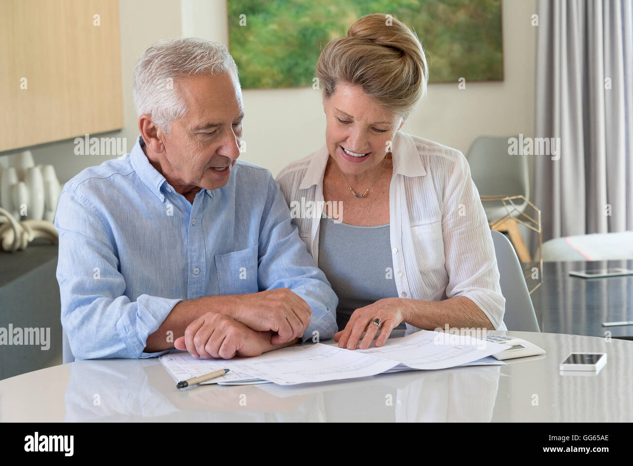 Senior couple doing paperwork at home Stock Photo - Alamy Senior couple doing paperwork at home Stock Photo - Alamy