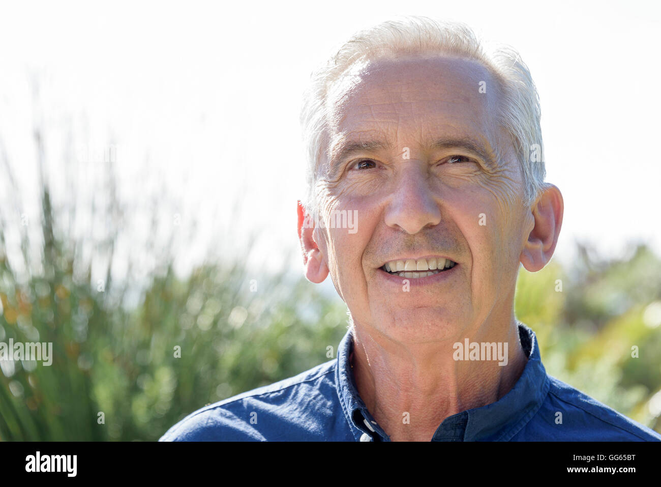 Portrait happy senior man close hi-res stock photography and images - Alamy