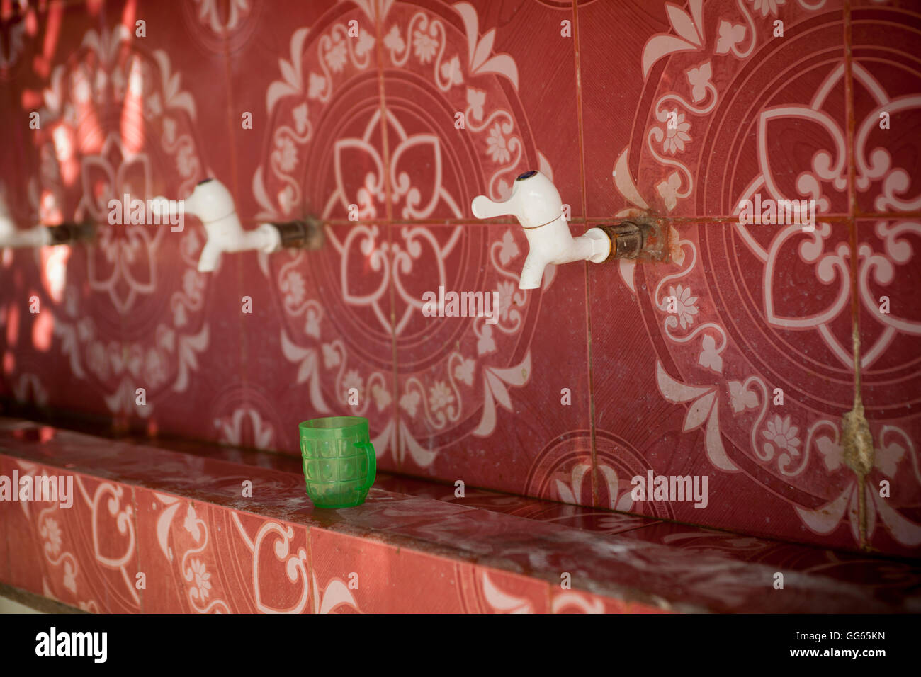 Bagan railway station myanmar hi-res stock photography and images - Alamy