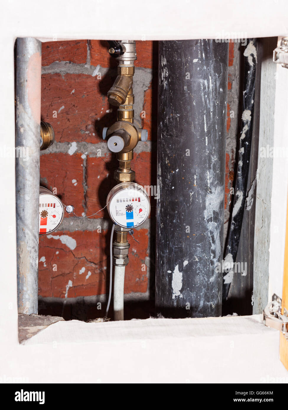 Residential water meter hi-res stock photography and images - Alamy