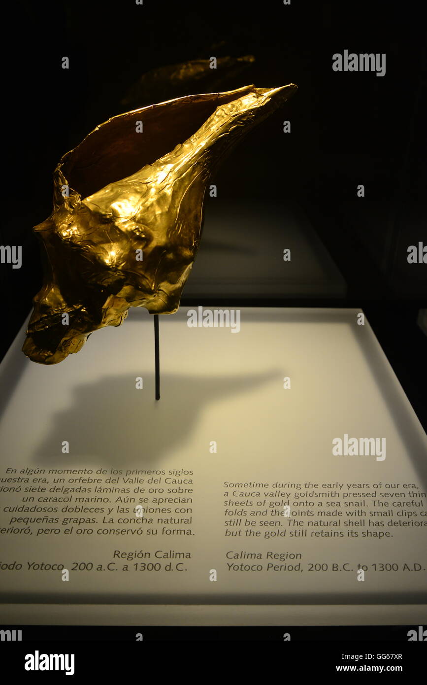 Colombia, Bogota, Museo del Oro, Gold Museum Stock Photo - Alamy
