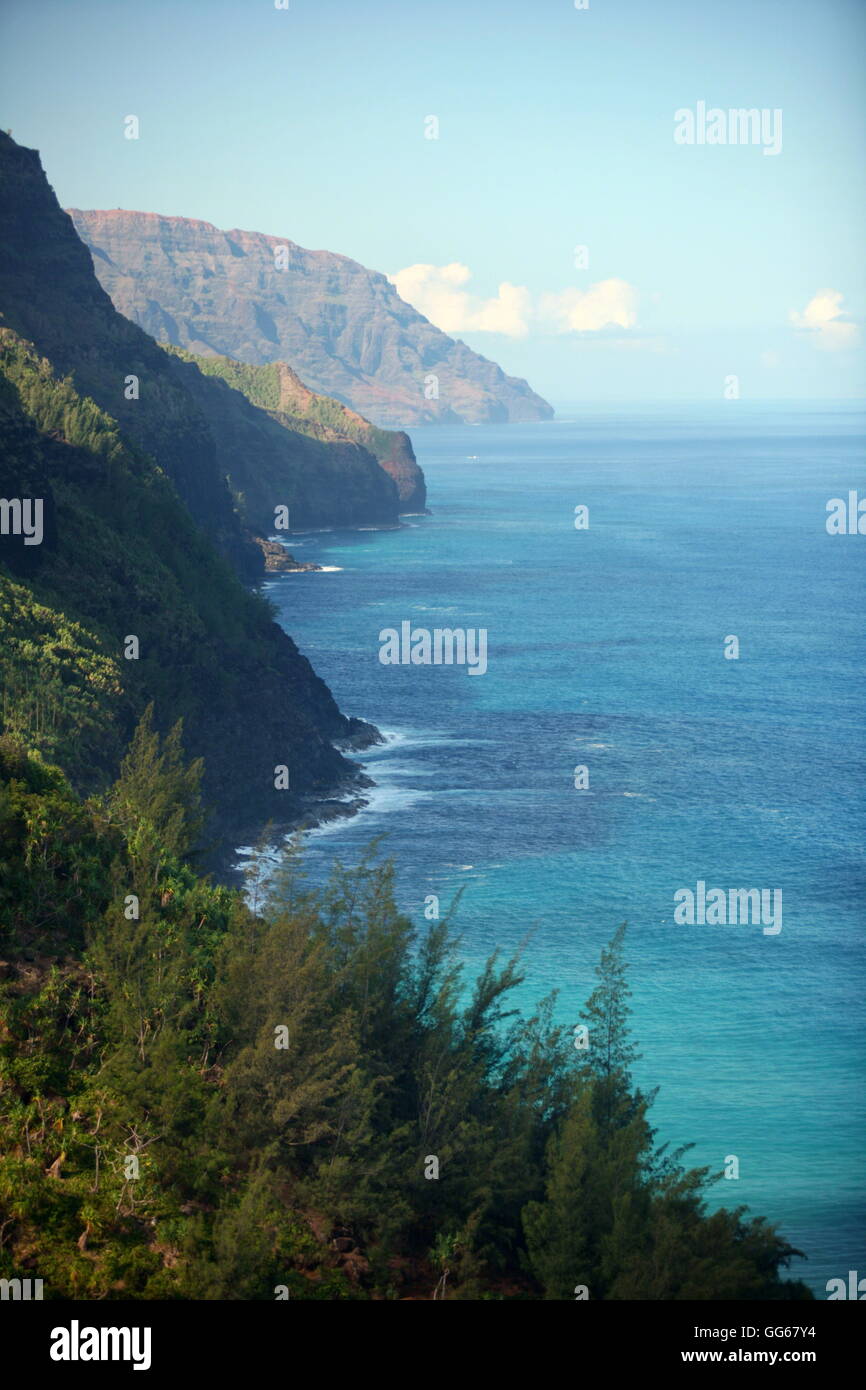 Cliffs in the Na Pali coast state park Stock Photo - Alamy