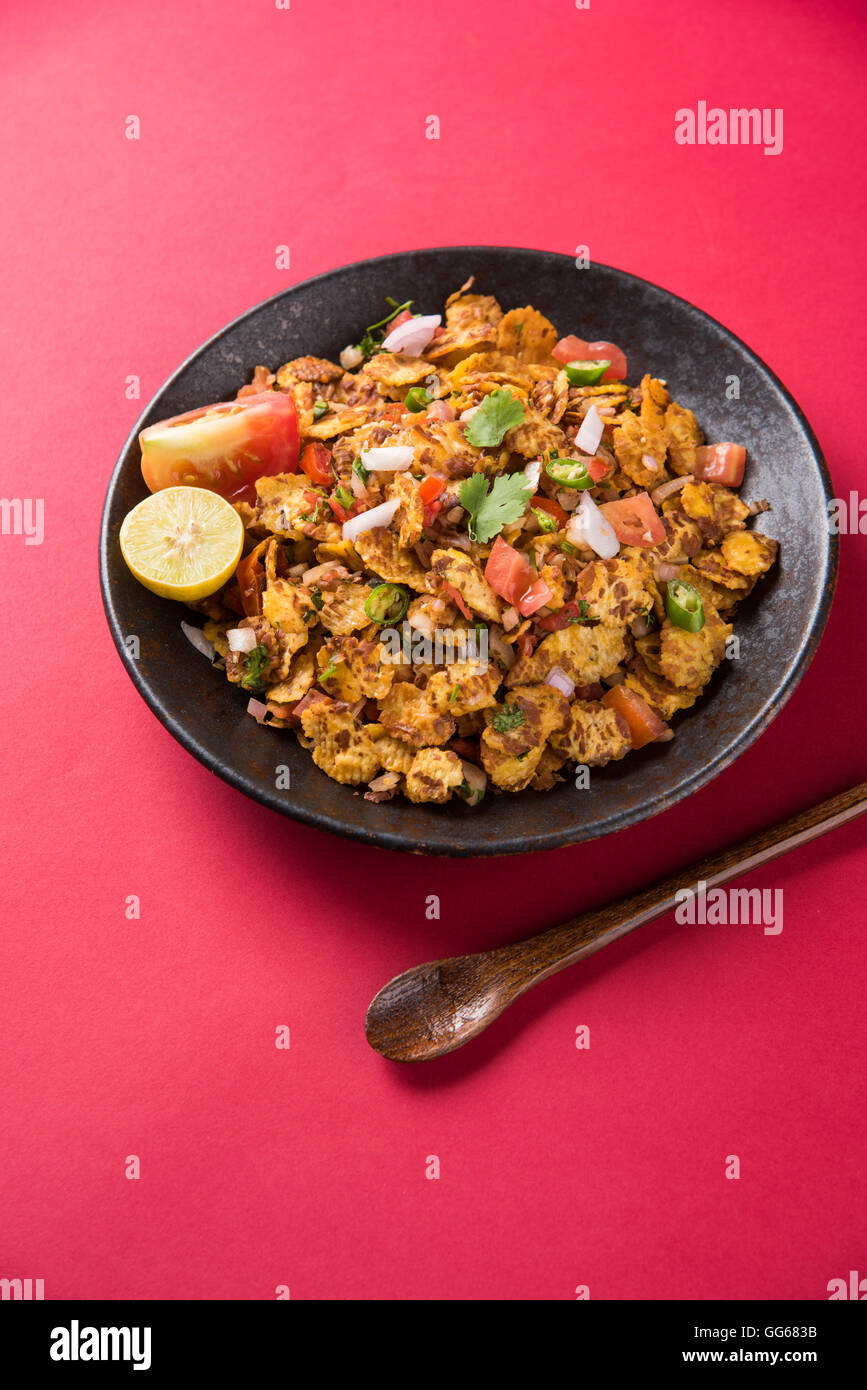 Chana chor garam , indian roadside spicy chat or snack food Stock Photo ...