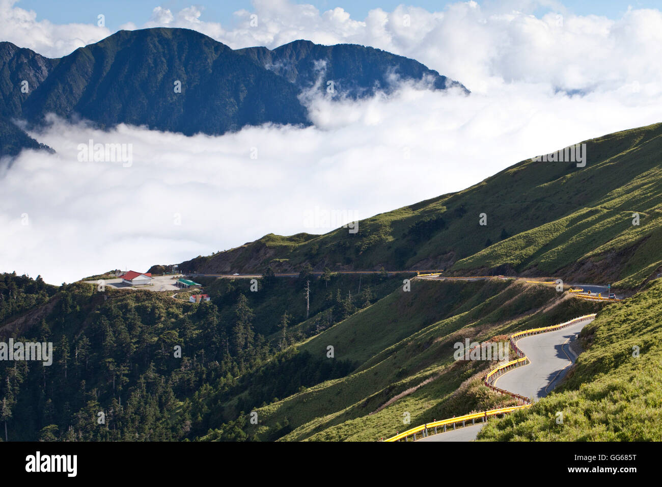 Cross island highway taiwan hi-res stock photography and images - Alamy