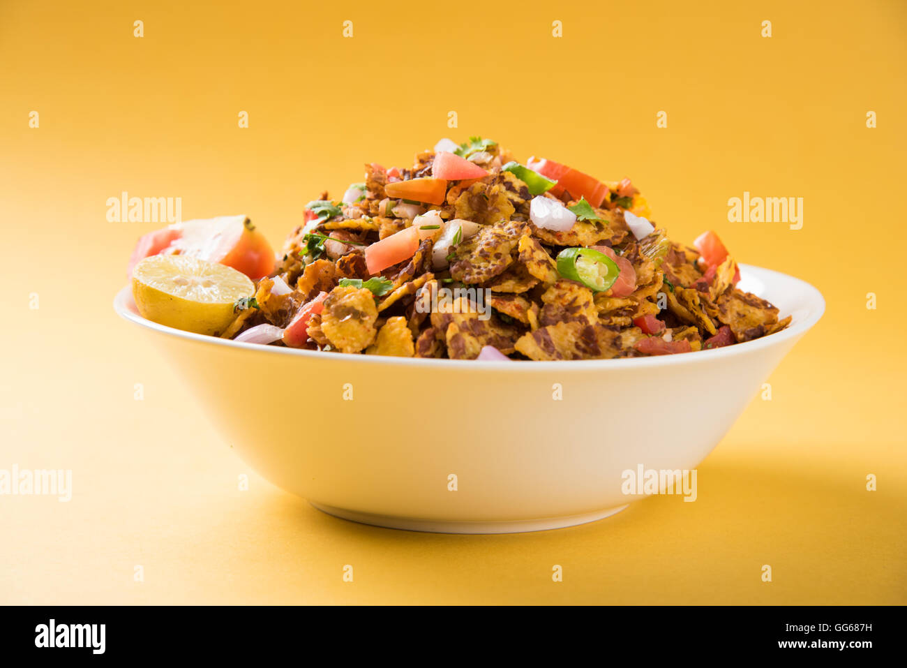 Chana chor garam hi-res stock photography and images - Alamy