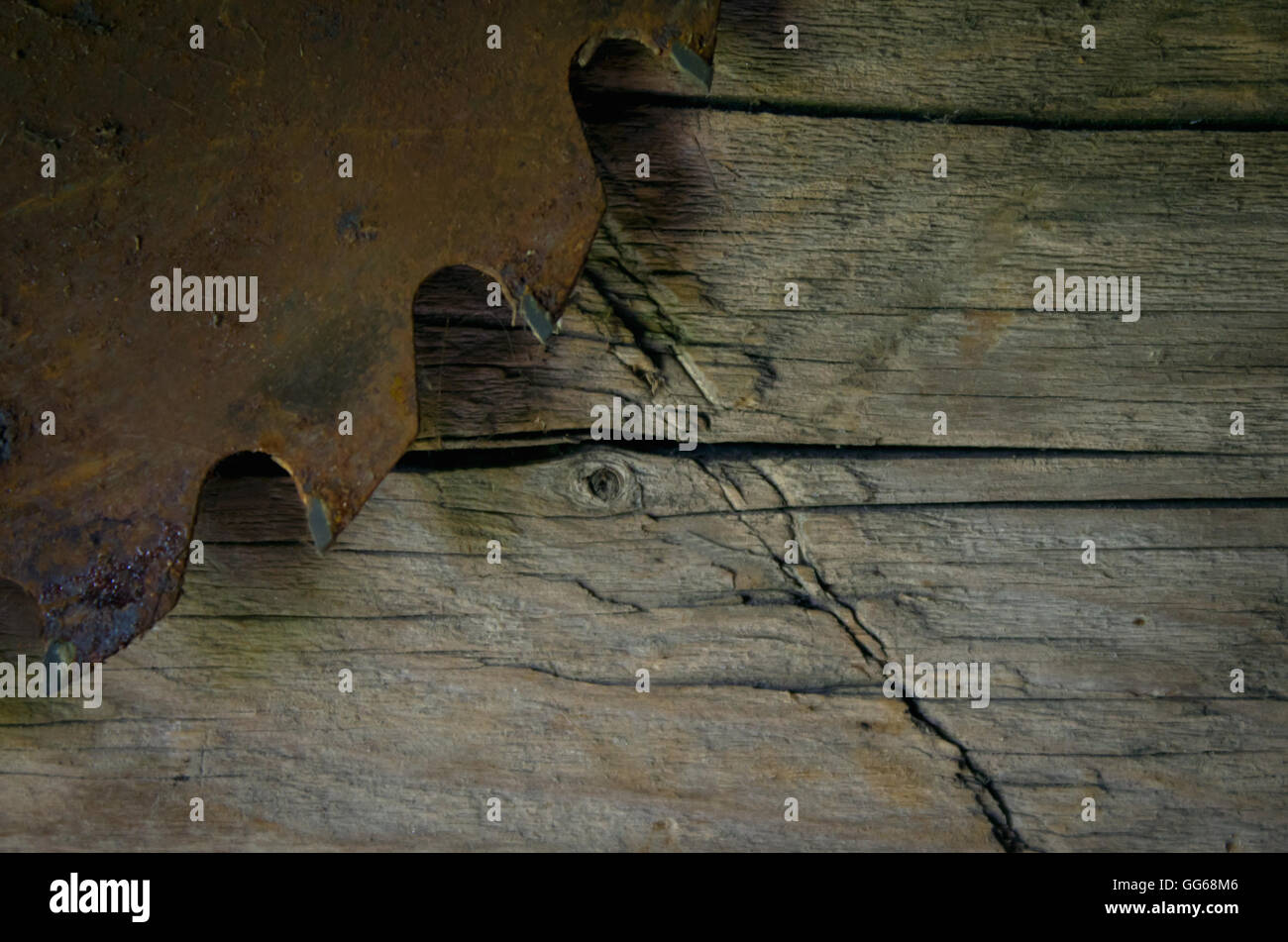 Rusty saw hi-res stock photography and images - Alamy