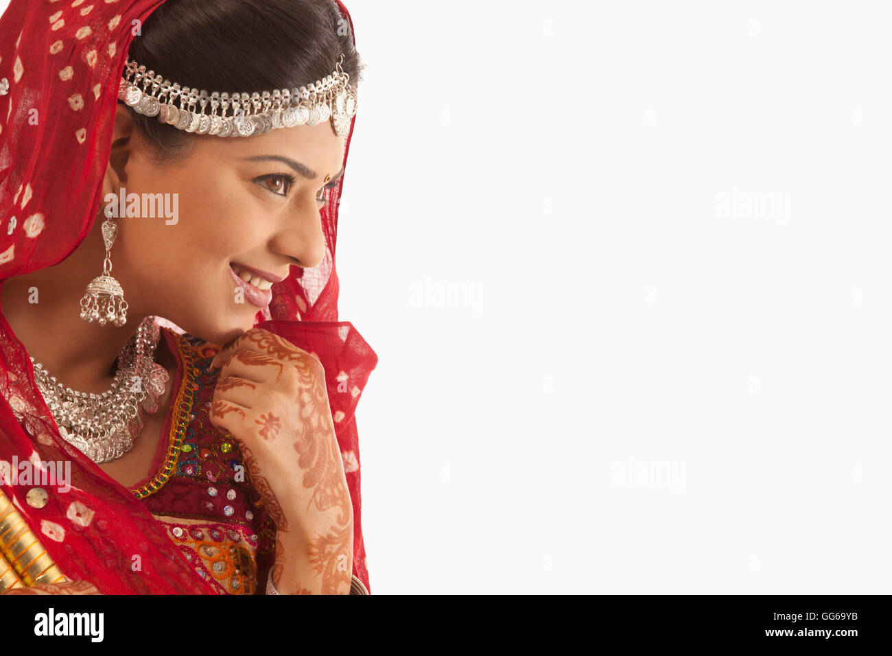 Portrait of a female dandiya dancer Stock Photo - Alamy