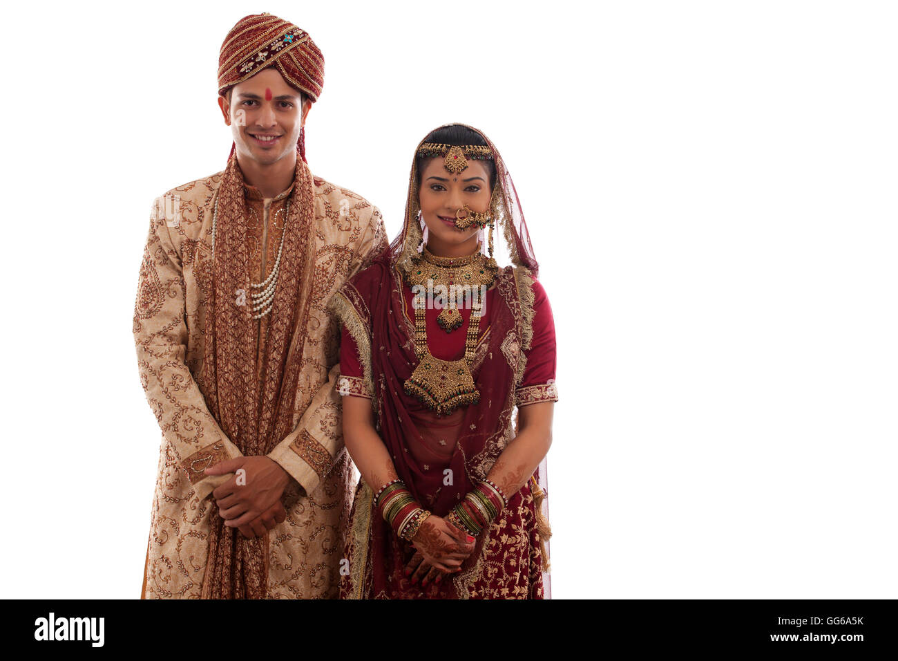 Portrait gujarati bride hi-res stock photography and images - Alamy