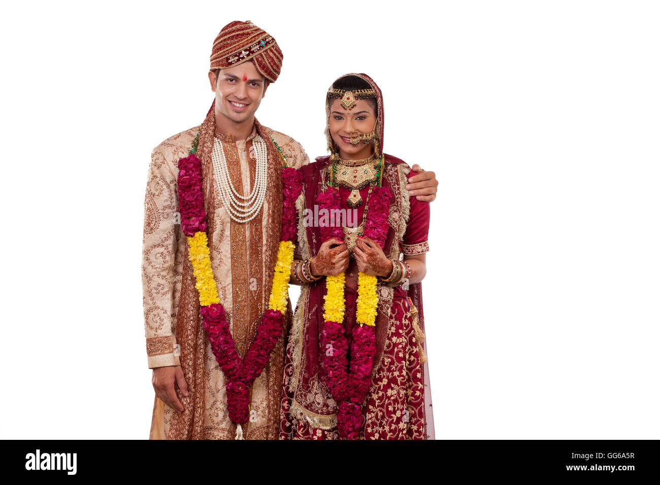 Portrait of a Gujarati bride and groom Stock Photo - Alamy