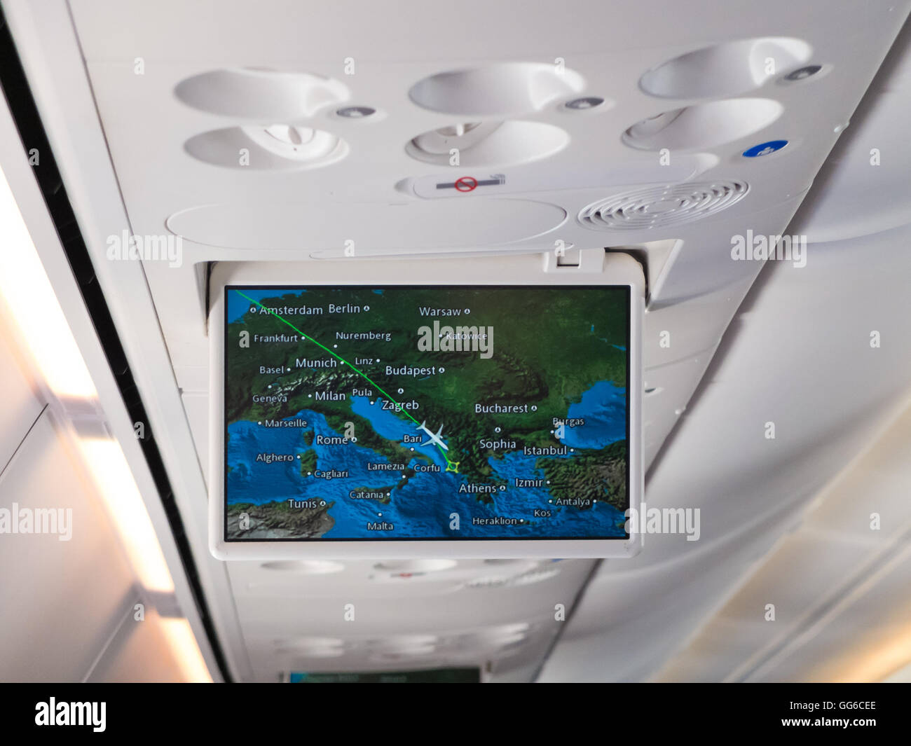 Screen direction hi-res stock photography and images - Alamy