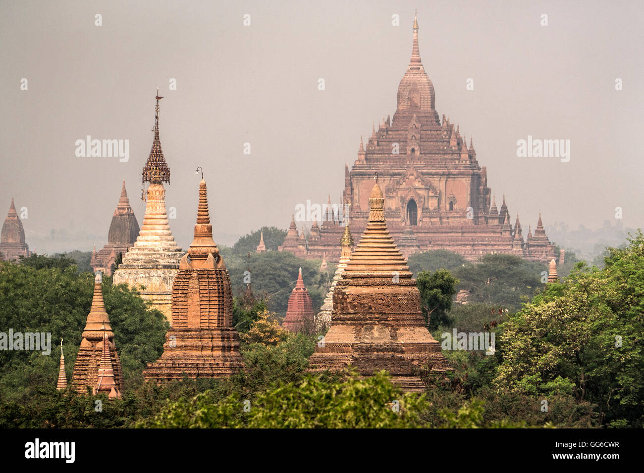 Ananda temple, Pagan, Myanmar Stock Photo - Alamy