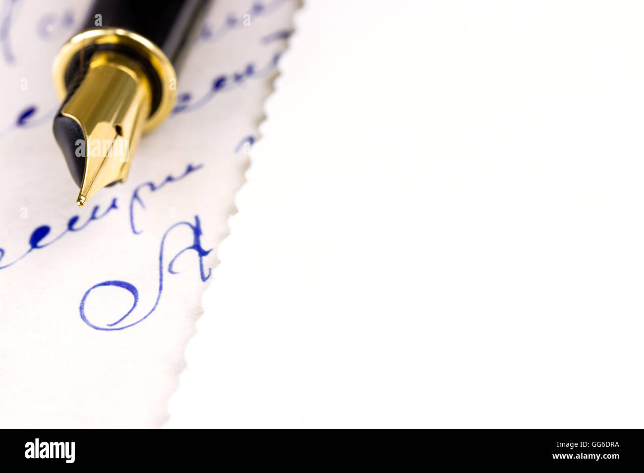 Old fashioned fountain pen hi-res stock photography and images - Alamy