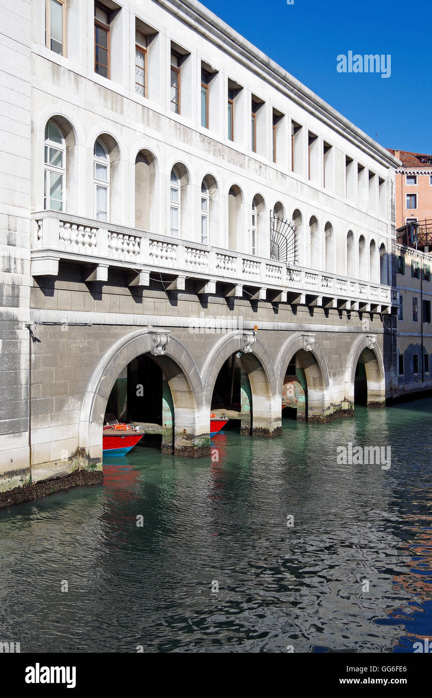 Venice Italy, Fire station, Rio di Ca' Foscari Stock Photo - Alamy
