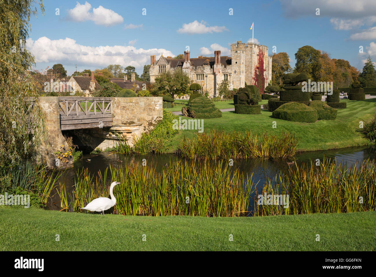Hever castle hi-res stock photography and images - Alamy