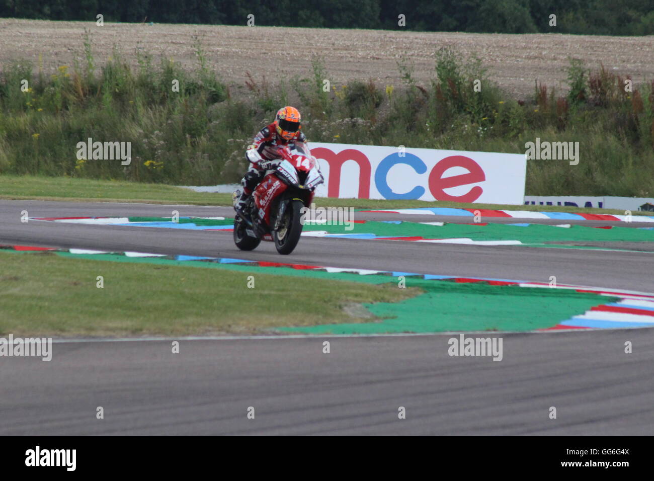 Thruxton Superbikes UK Stock Photo - Alamy