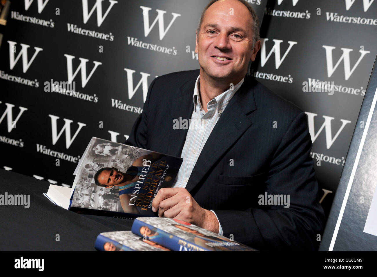 Book signing Steve Redgrave Sir Steve Redgrave promoting his new book ...