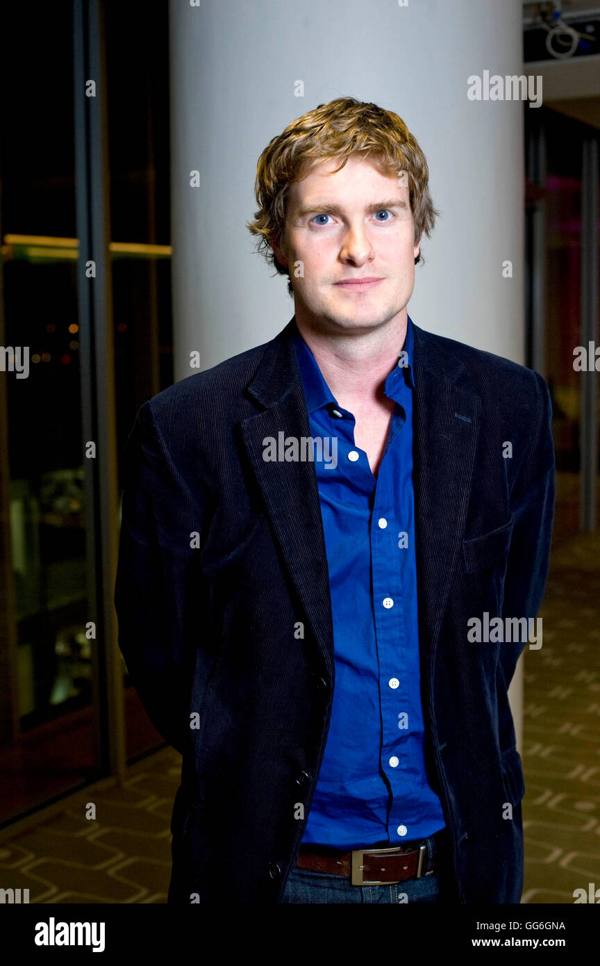 British historian portraits hi-res stock photography and images - Alamy