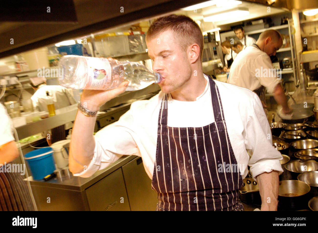 Award winning chef Tom Aikens in the kitchen of his restaurant in ...