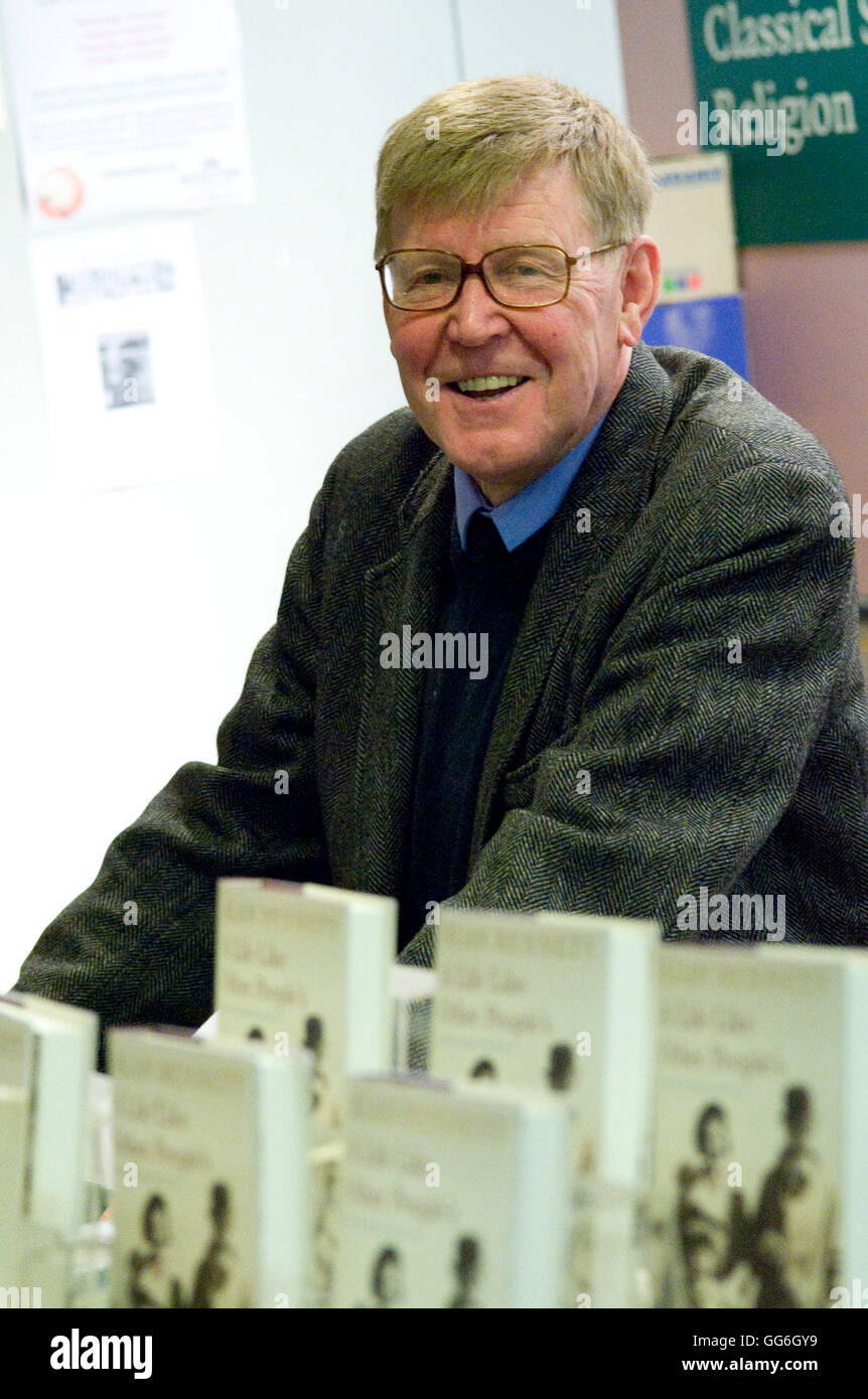 Alan bennett hi-res stock photography and images - Alamy