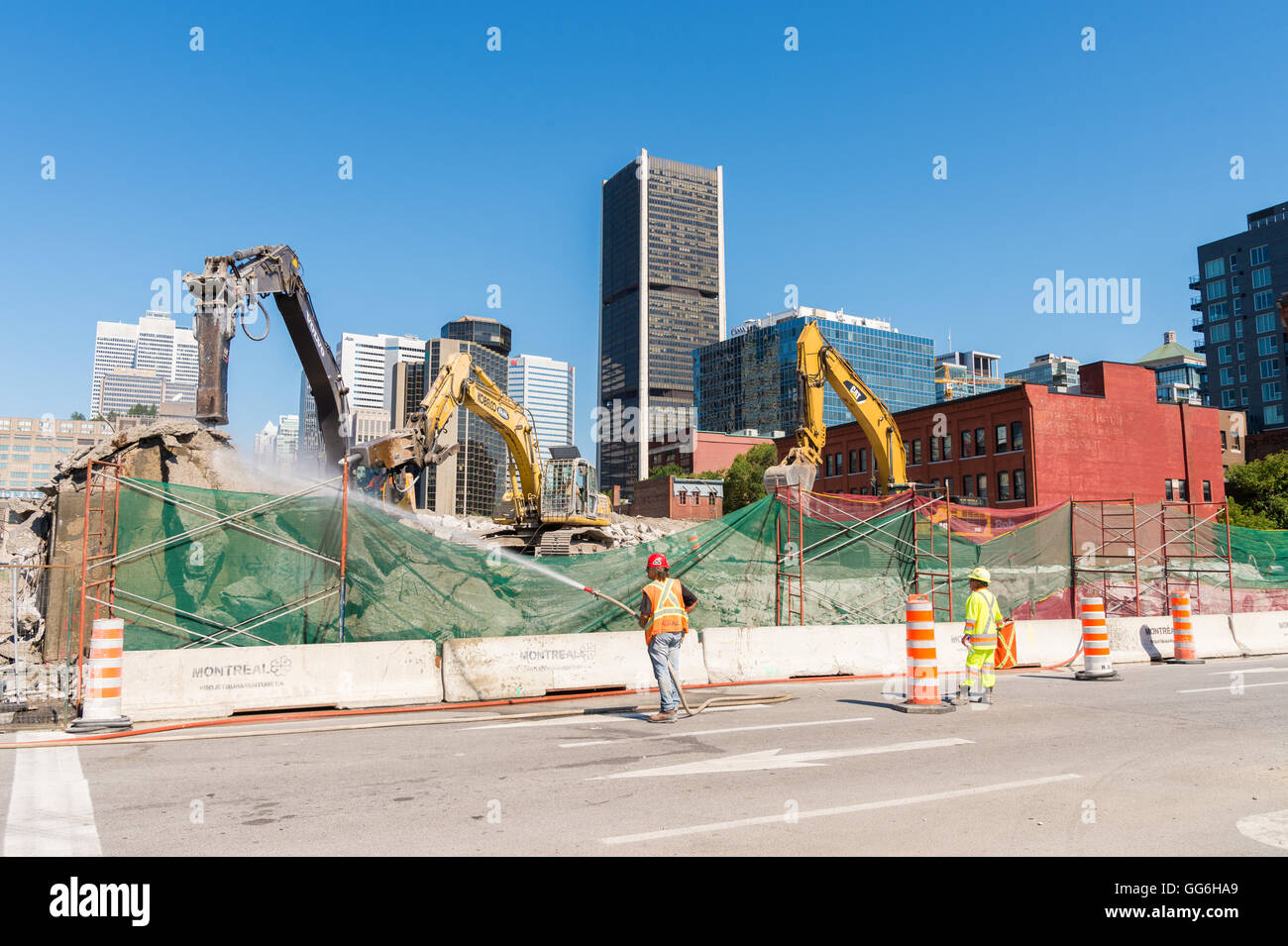 Montreal road highway hi-res stock photography and images - Alamy