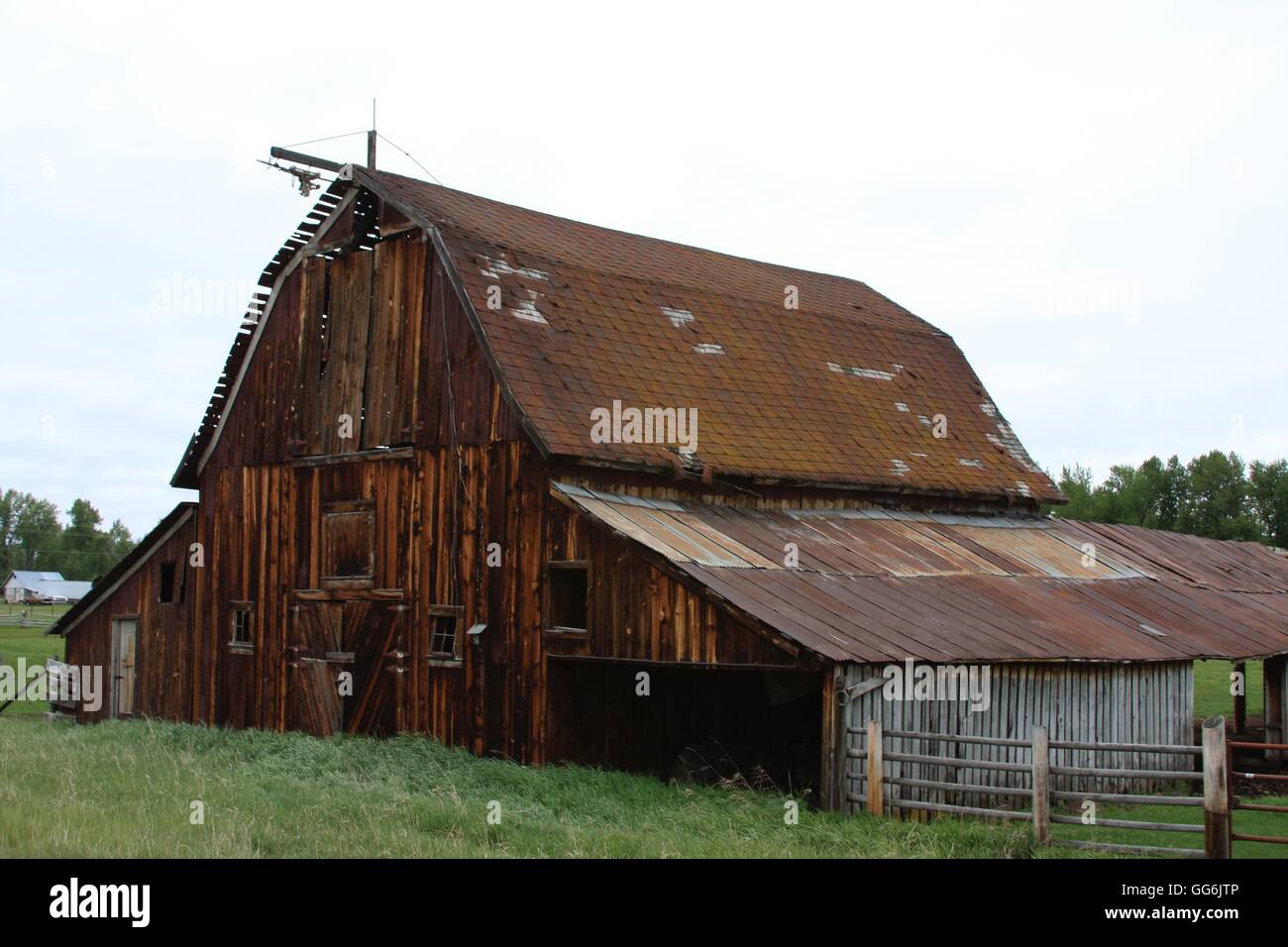Faded red barn in rural Montana, USA Stock Photo - Alamy