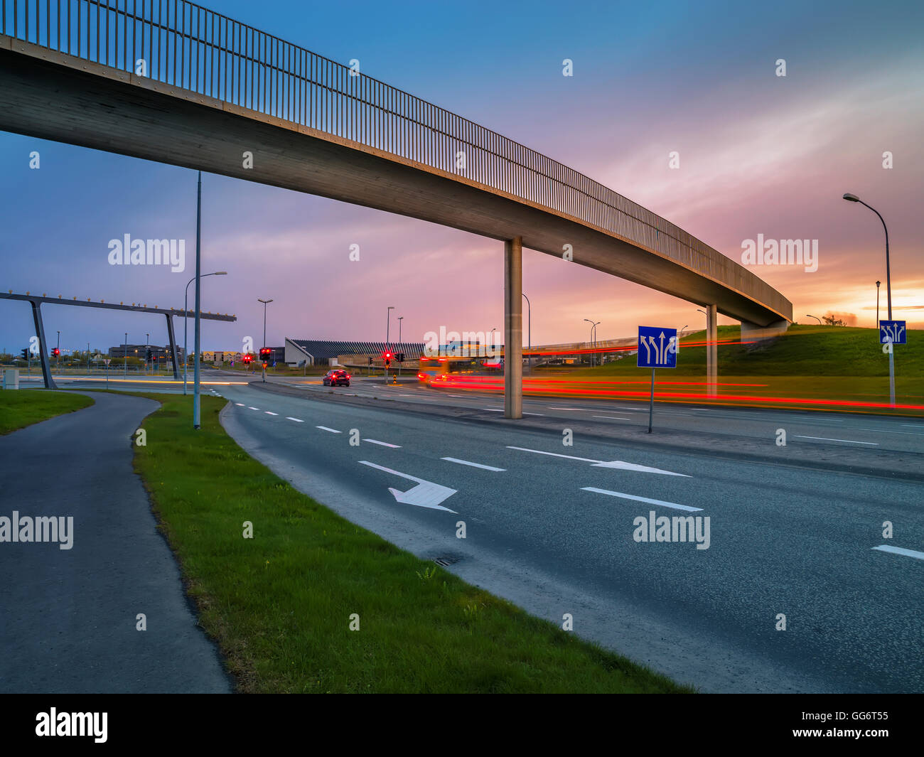Night walking street lights hi-res stock photography and images - Alamy