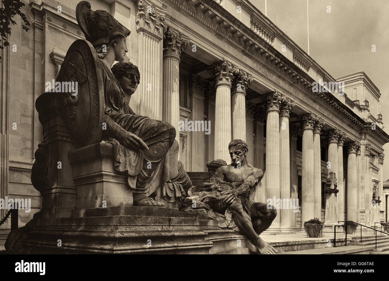 The Cardiff University Glamorgan Building is the former Glamorgan ...