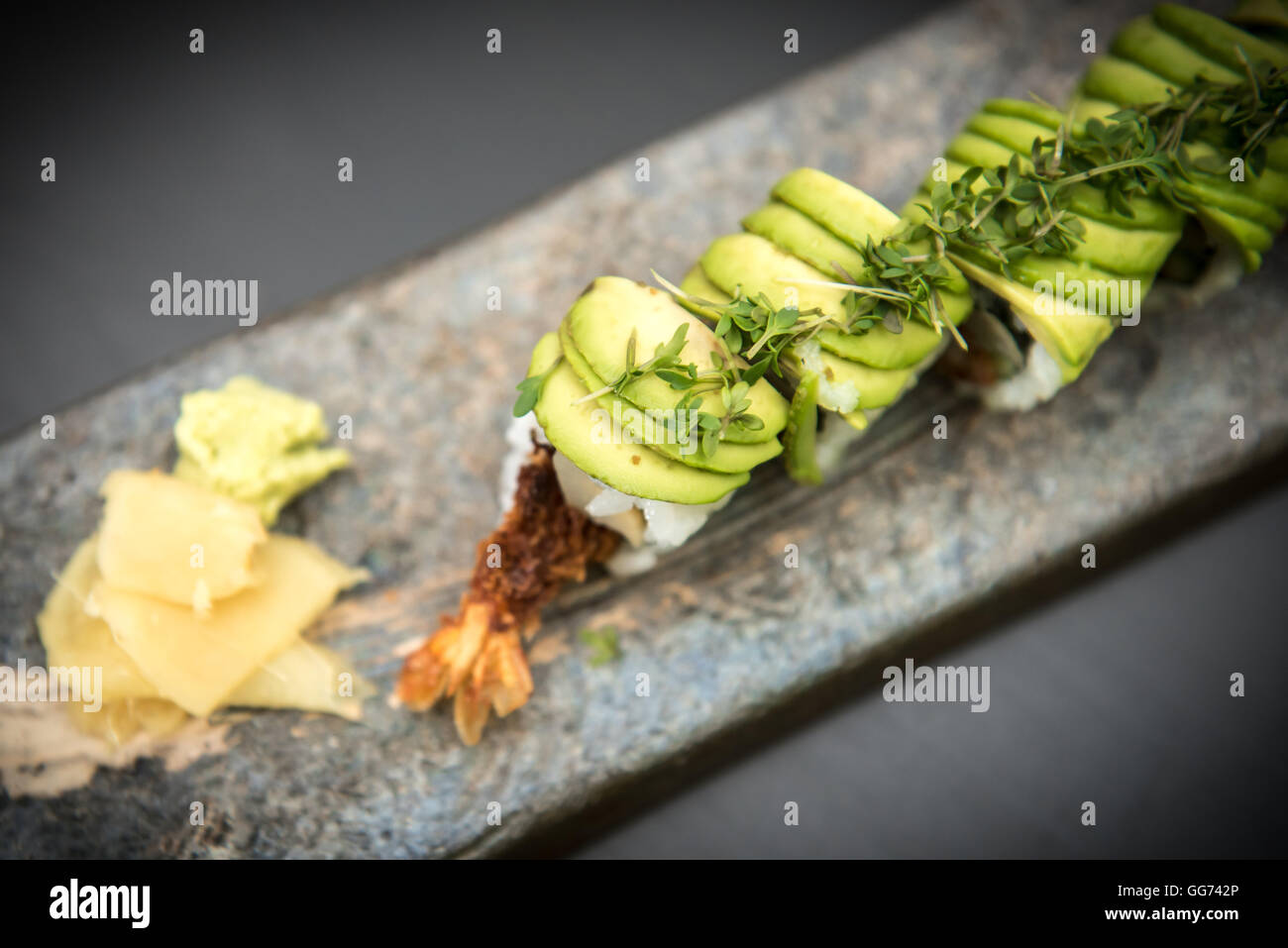 Prawns on a plate hi-res stock photography and images - Alamy