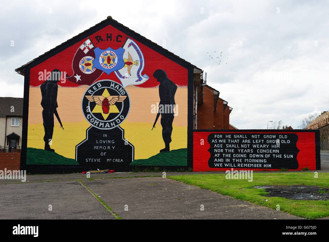 Graffiti, wall art and murals, Belfast Stock Photo - Alamy