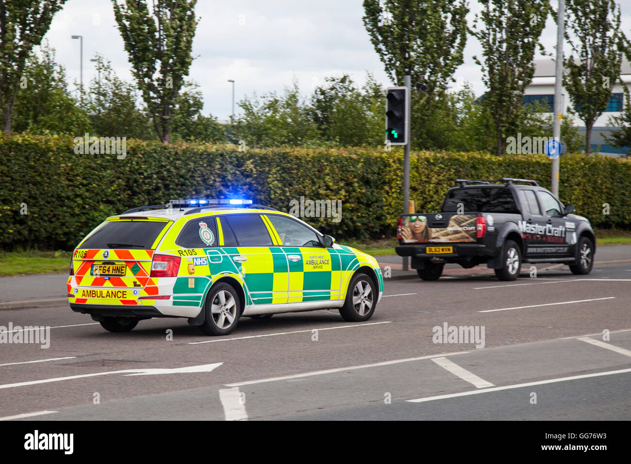 Vehicle services street north west ambulance service emergency a hi-res ...