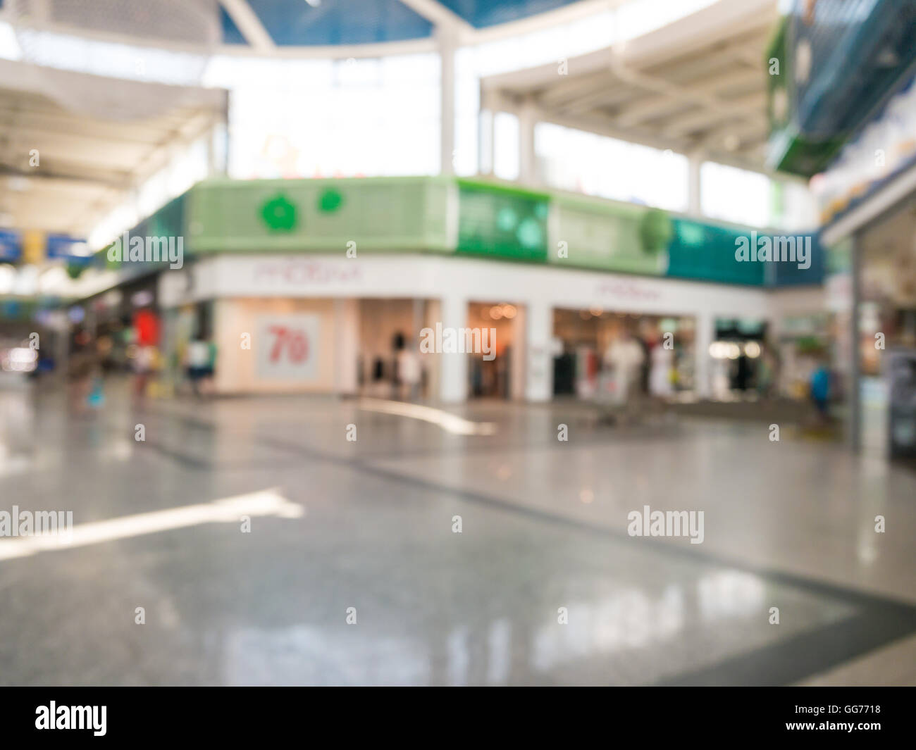 Abstract blurred background of shopping mall hall Stock Photo - Alamy