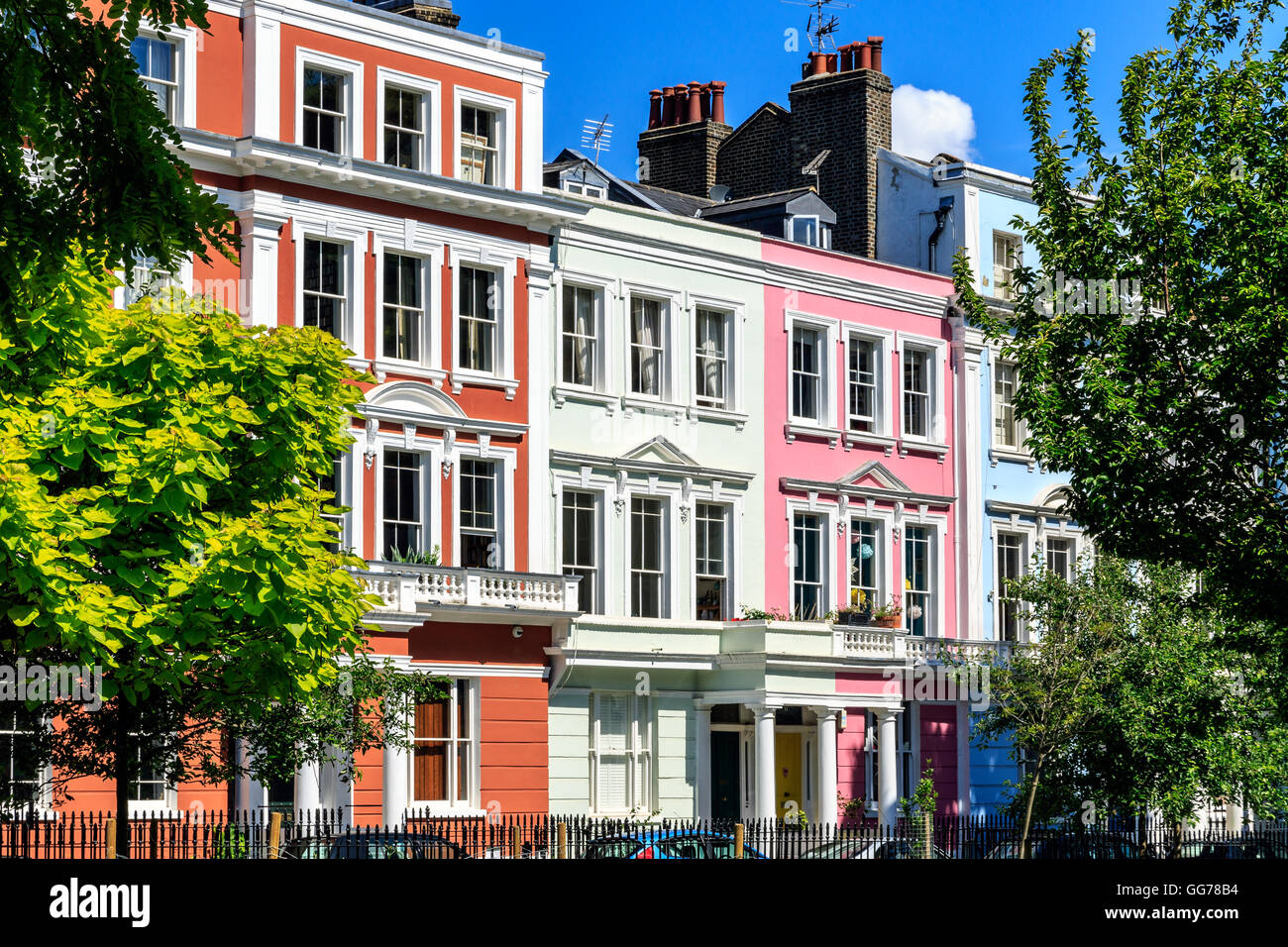 Terraced house london hi-res stock photography and images - Alamy