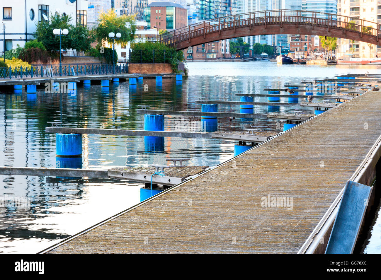 Clippers quay hi-res stock photography and images - Alamy