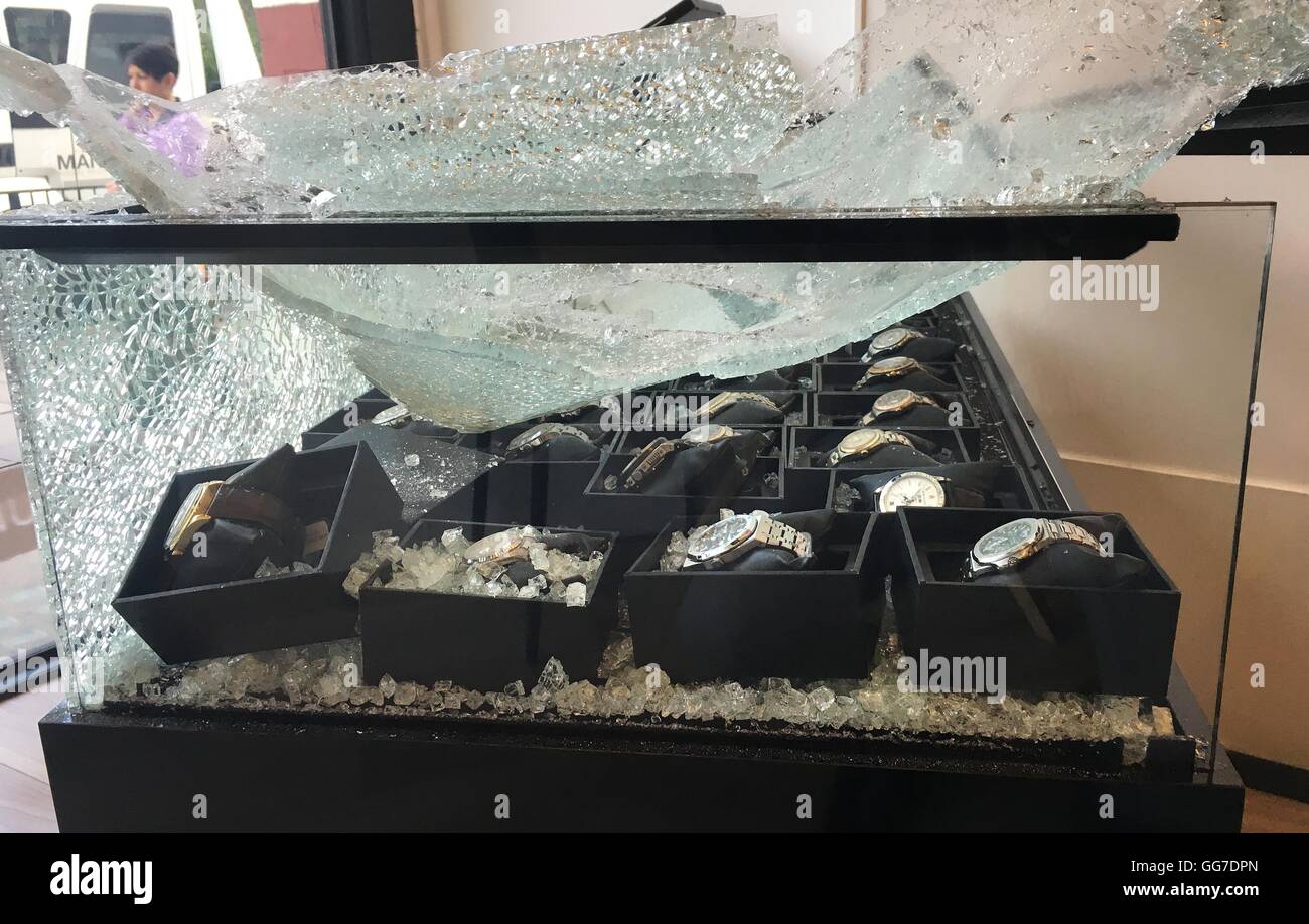 Reppic police machete hi-res stock photography and images - Alamy