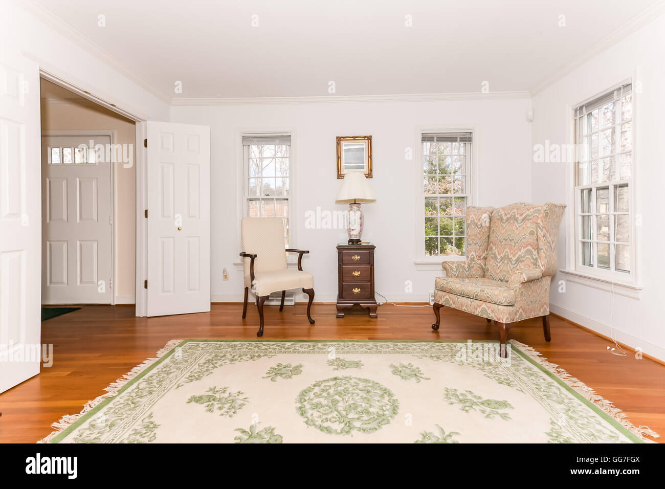 Typical american family indoors hi-res stock photography and images - Alamy