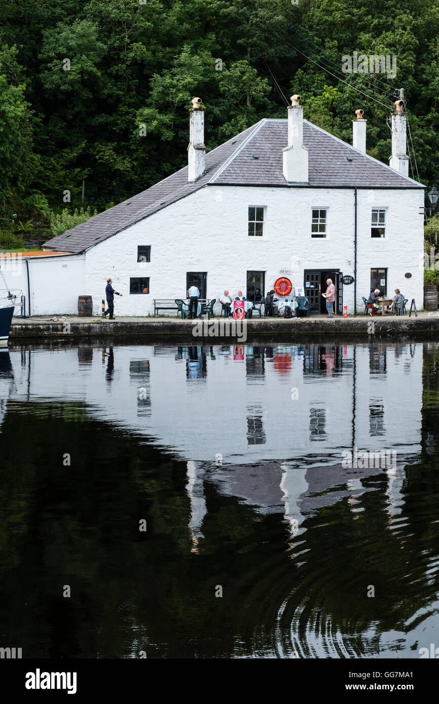 Crinan canal argyll hi-res stock photography and images - Alamy
