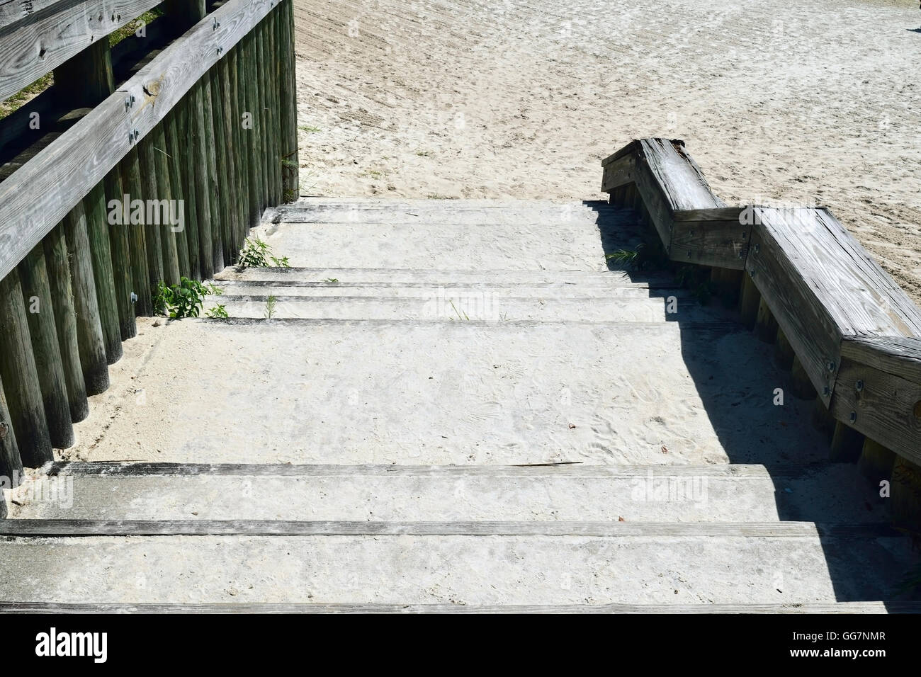 Sandy wooden stairway to a beach in Florida Stock Photo - Alamy