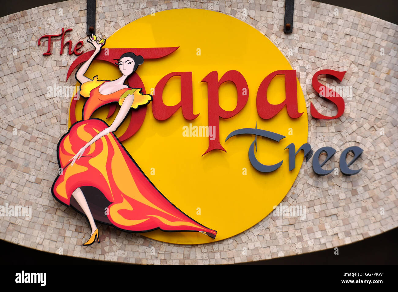 Sights of Singapore - tourist attraction. Tapas Tree restaurant at ...