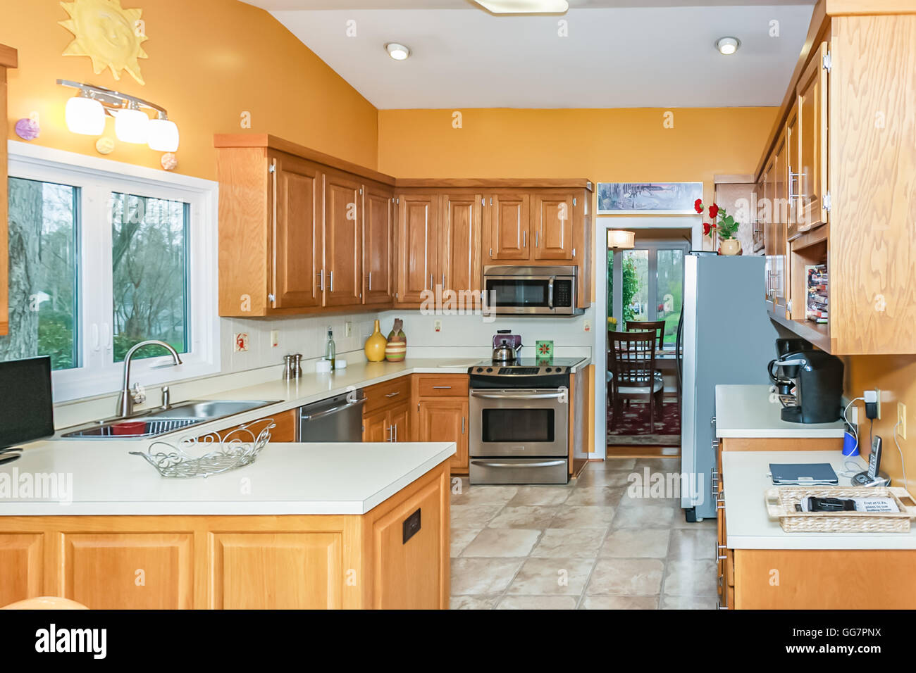 Modern kitchen typical of a North American home Stock Photo - Alamy