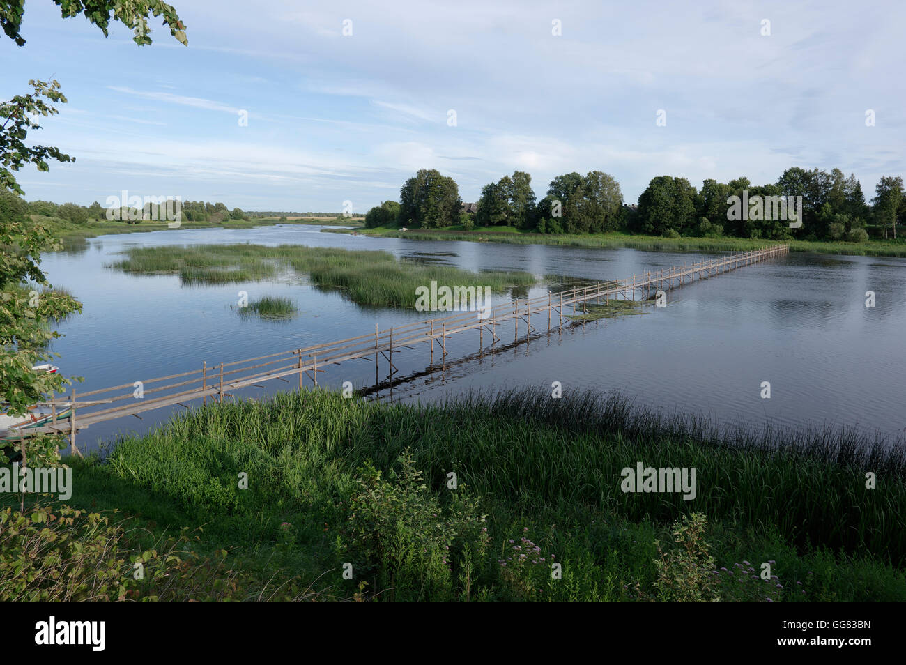Fishing weirs hi-res stock photography and images - Alamy