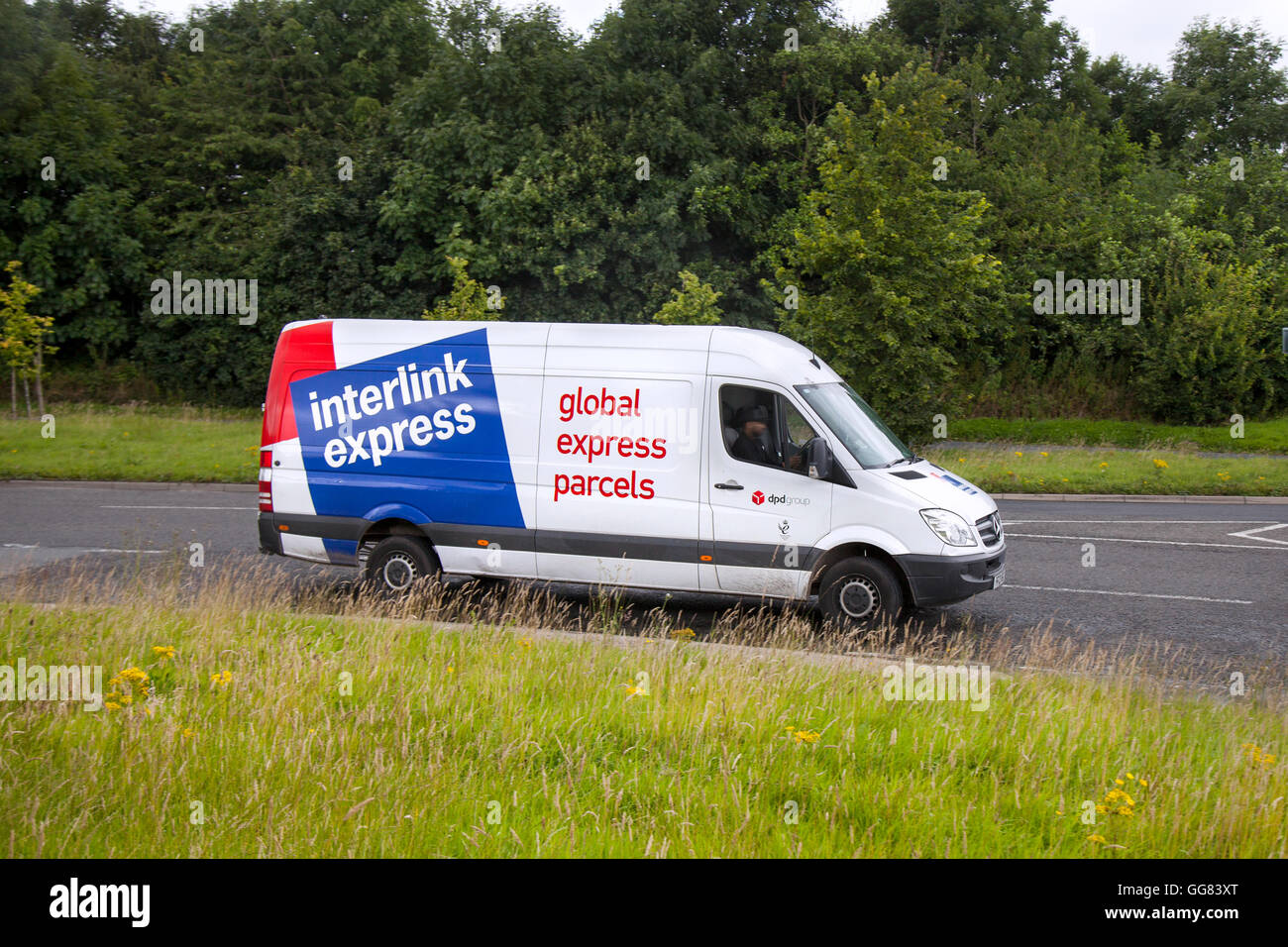 Delivery van parcel interlink hi-res stock photography and images - Alamy