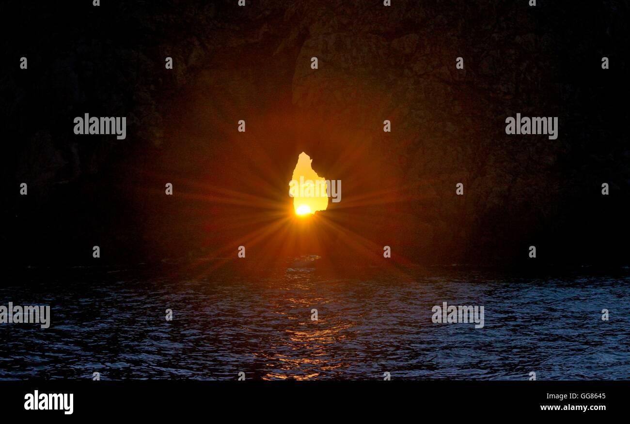 Hollowness hi-res stock photography and images - Alamy