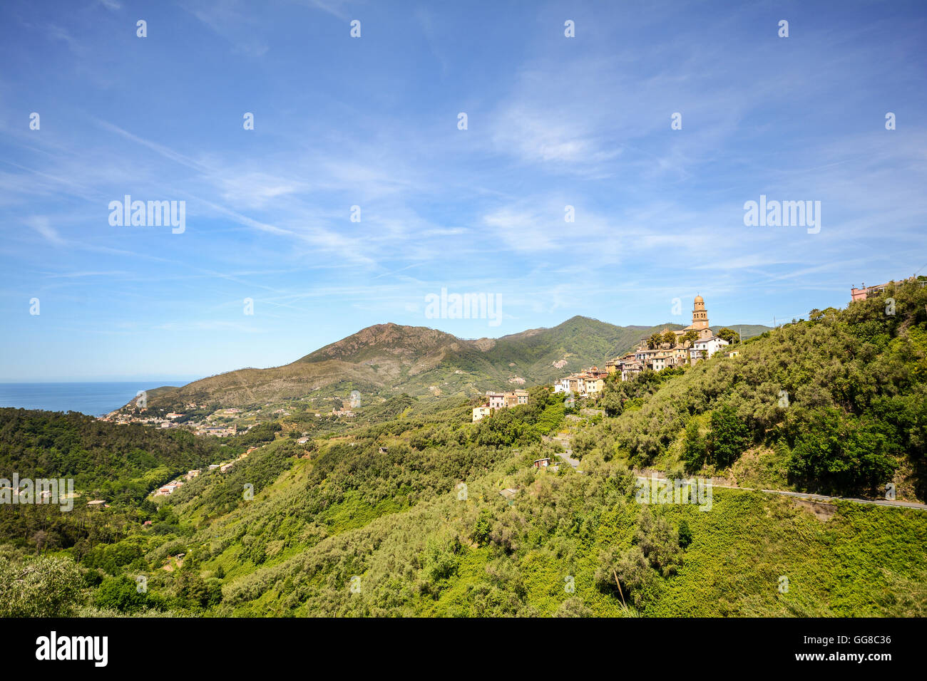 Cinque Terre: View to village Legnaro and coastline with Levanto ...