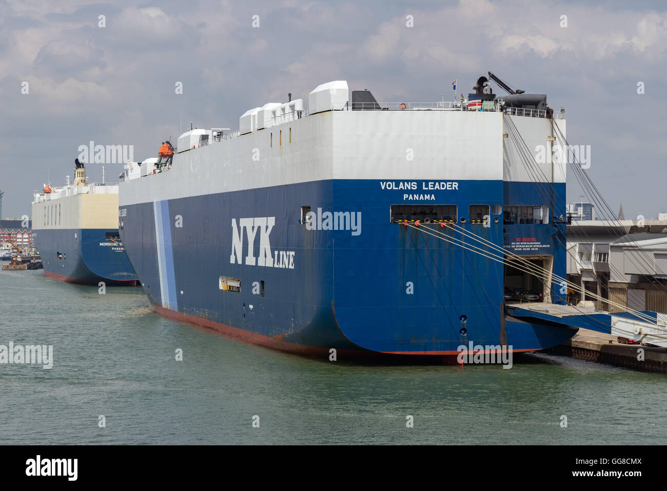 Car transporter ship in Southampton Docks Stock Photo - Alamy