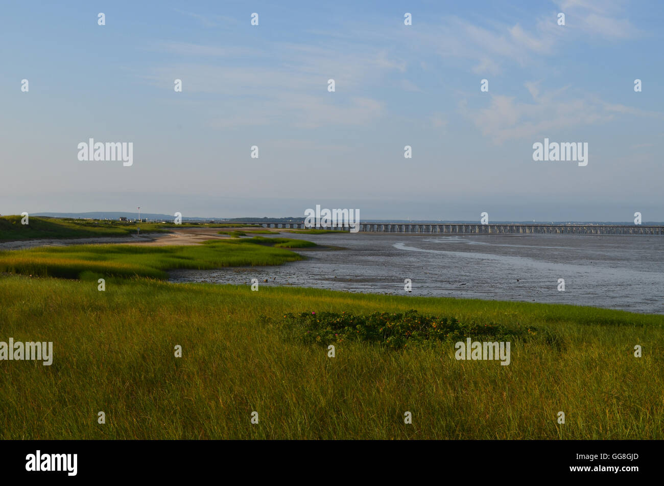 Low tide at Duxbury Bay with Powder Point Bridge in the distance Stock ...