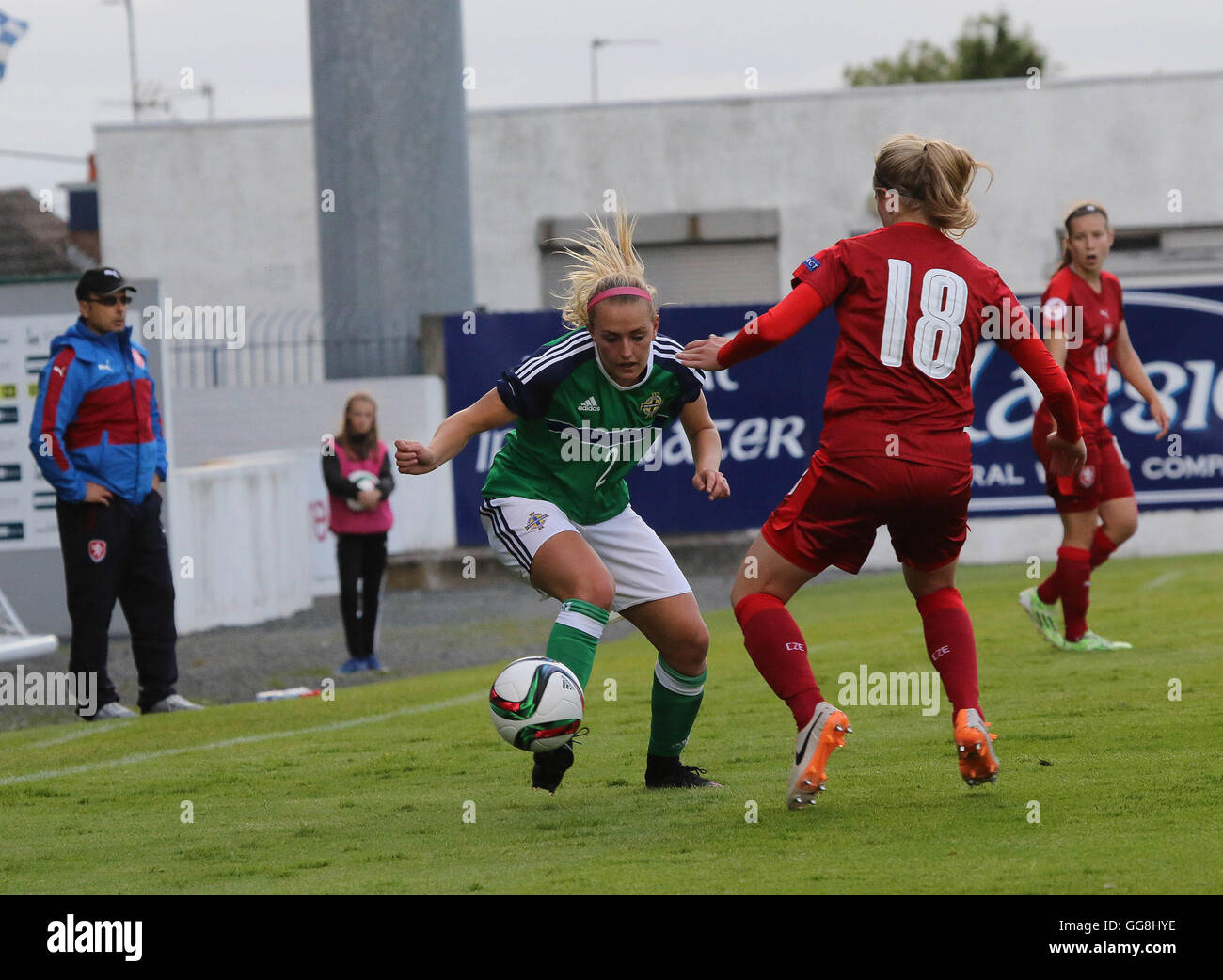 Rachel newborough woman footballer hi-res stock photography and images ...